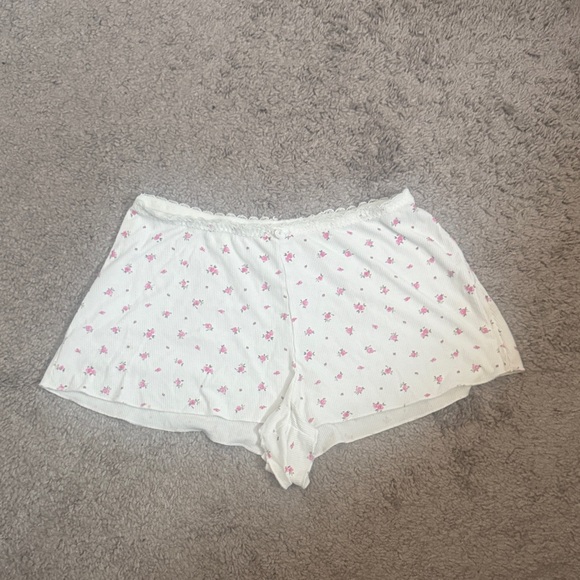 SKIMS | Intimates & Sleepwear | Skims Cream And Pink Floral Pajama ...